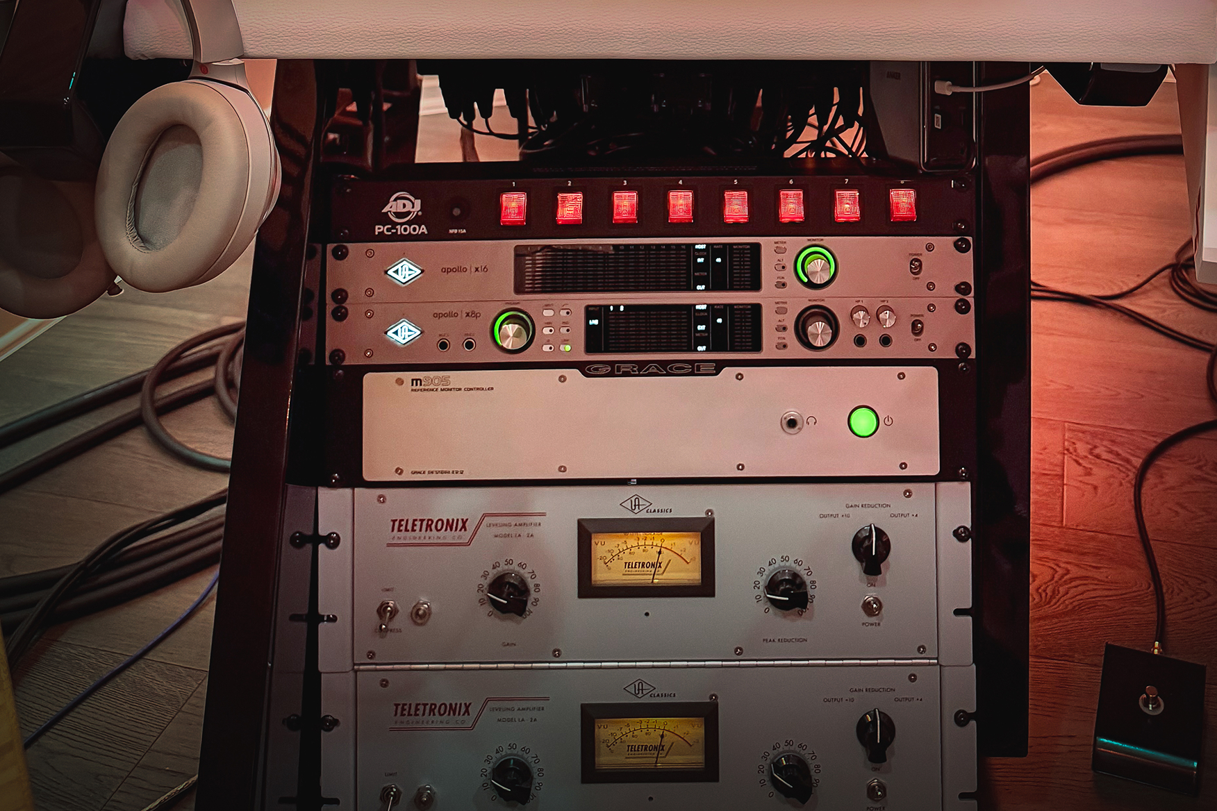 Chad Cisneros Explores New Musical Horizons With UA Apollo - Vintage King